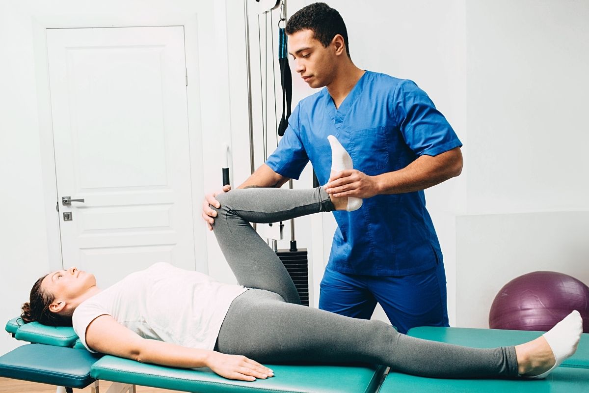 ¿Cómo Tratar El Nervio Ciático En Fisioterapia? | Clínica Arias